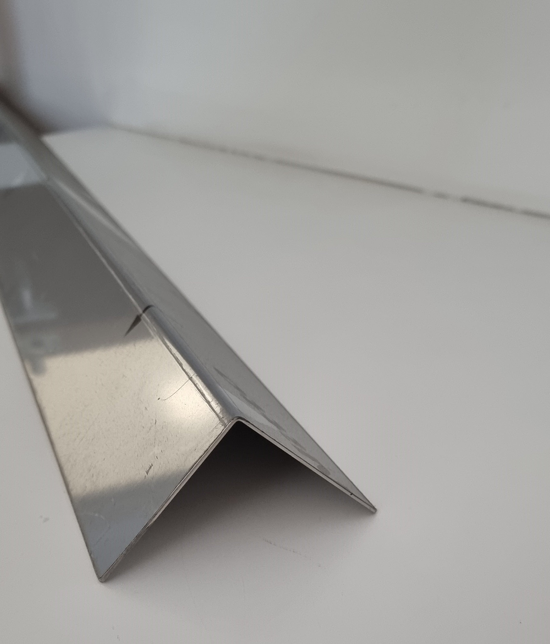 Altro Stainless steel corner protector – Altrodirect